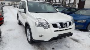 White Nissan X-Trail 2013 in Riga, with an engine capacity of 2.00 L and mileage of 199 thousand km for 6900 €, photo 9 on AUTOMOTO.COM.LV