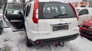 White Nissan X-Trail 2013 in Riga, with an engine capacity of 2.00 L and mileage of 199 thousand km for 6900 €, photo 32 on AUTOMOTO.COM.LV