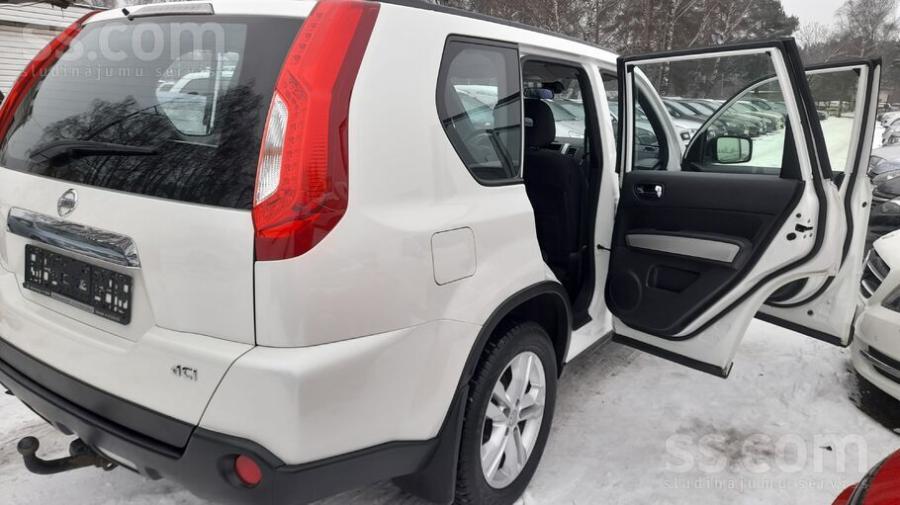 White Nissan X-Trail 2013 in Riga, with an engine capacity of 2.00 L and mileage of 199 thousand km for 6900 €, photo 34 on AUTOMOTO.COM.LV