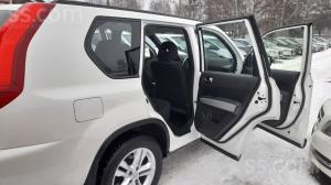White Nissan X-Trail 2013 in Riga, with an engine capacity of 2.00 L and mileage of 199 thousand km for 6900 €, photo 35 on AUTOMOTO.COM.LV
