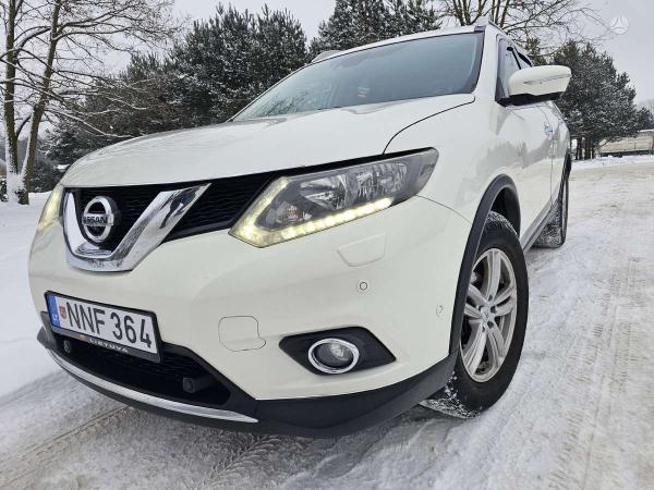 White Nissan X-Trail 2014 in Kaunas, with an engine capacity of 1.60 L and mileage of 268 thousand km for 7750 €, photo 2 on AUTOMOTO.COM.LV