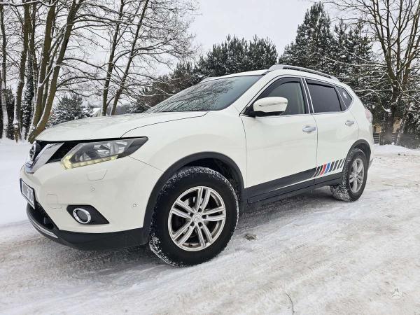 White Nissan X-Trail 2014 in Kaunas, with an engine capacity of 1.60 L and mileage of 268 thousand km for 7750 €, photo 4 on AUTOMOTO.COM.LV