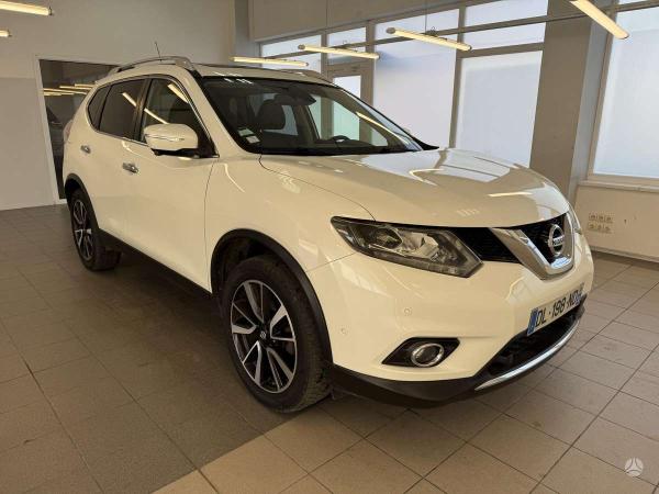 White Nissan X-Trail 2014 in Alytus, with an engine capacity of 0.00 L and mileage of 309 thousand km for 8400 €, photo 8 on AUTOMOTO.COM.LV