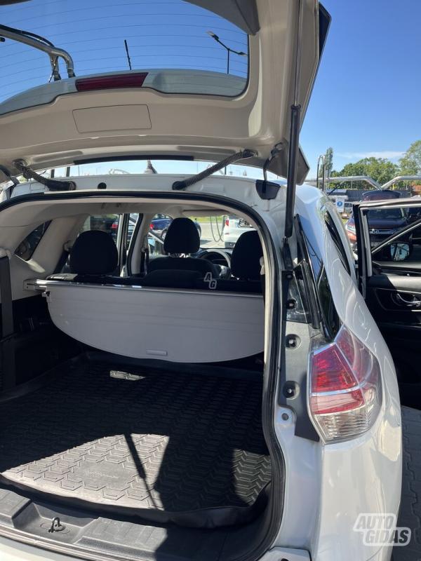 Balts Nissan X-Trail 2014 Klaipėda, ar dzinēja tilpumu 1.60 L un nobraukumu 184 tūkst. km par 7300 €, foto 8 vietnē AUTOMOTO.COM.LV