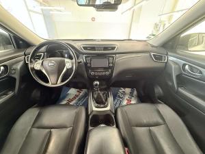 White Nissan X-Trail 2014 in Alytus, with an engine capacity of 1.60 L and mileage of 309 thousand km for 7900 €, photo 11 on AUTOMOTO.COM.LV