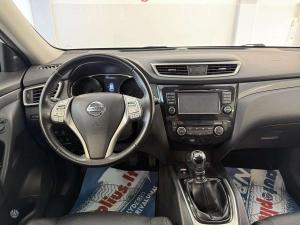 White Nissan X-Trail 2014 in Alytus, with an engine capacity of 1.60 L and mileage of 309 thousand km for 7900 €, photo 13 on AUTOMOTO.COM.LV