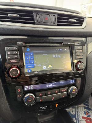 White Nissan X-Trail 2014 in Alytus, with an engine capacity of 1.60 L and mileage of 309 thousand km for 7900 €, photo 17 on AUTOMOTO.COM.LV