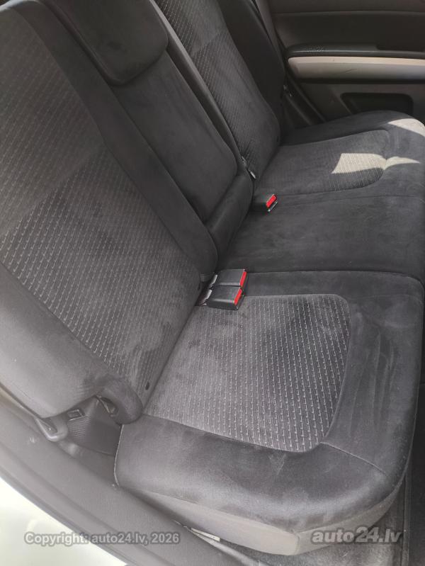 White Nissan X-Trail 2014 in Tallinn, with an engine capacity of 2.00 L and mileage of 346 thousand km for 6500 €, photo 1 on AUTOMOTO.COM.LV