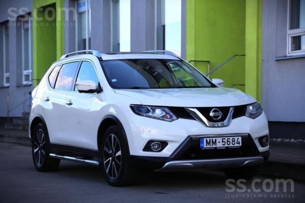 White Nissan X-Trail 2015 in Riga, with an engine capacity of 1.60 L and mileage of 0 thousand km for 7995 €, photo 4 on AUTOMOTO.COM.LV