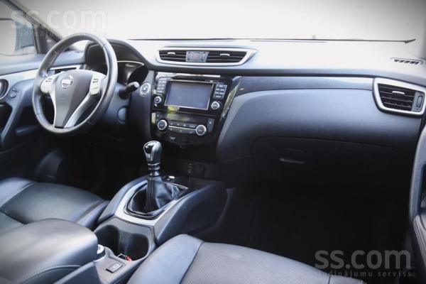 White Nissan X-Trail 2015 in Riga, with an engine capacity of 1.60 L and mileage of 0 thousand km for 7995 €, photo 9 on AUTOMOTO.COM.LV