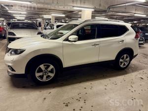White Nissan X-Trail 2015 in Riga, with an engine capacity of 1.60 L and mileage of 173 thousand km for 9500 €, photo  on AUTOMOTO.COM.LV