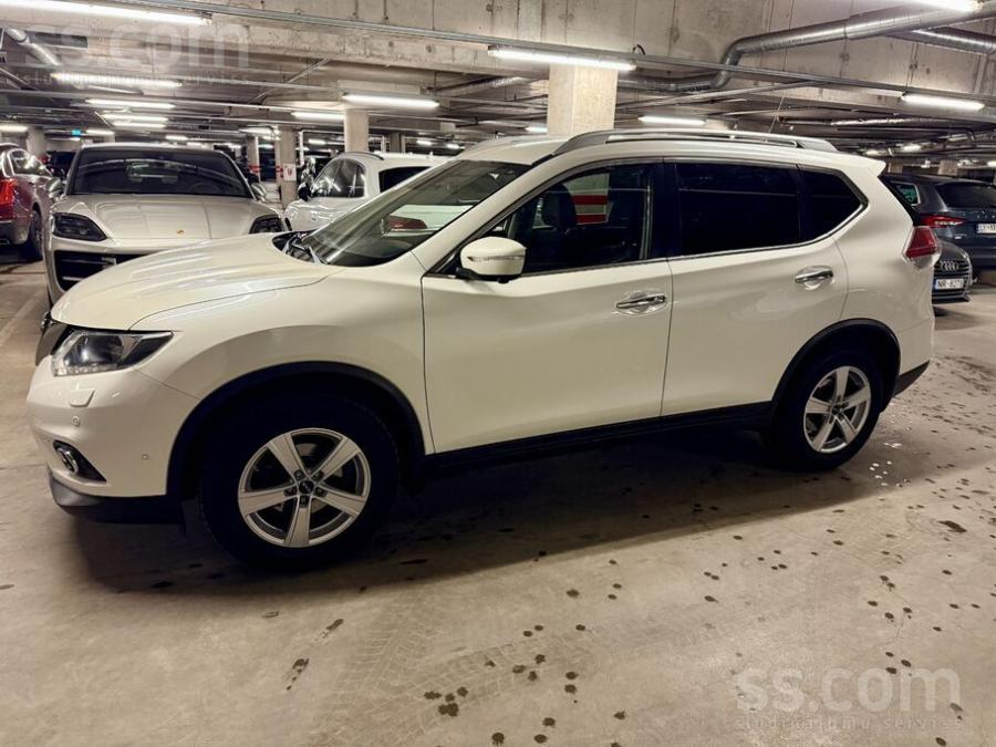 White Nissan X-Trail 2015 in Riga, with an engine capacity of 1.60 L and mileage of 173 thousand km for 9500 €, photo 1 on AUTOMOTO.COM.LV