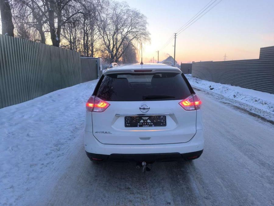 Balts Nissan X-Trail 2015 Marijampole, ar dzinēja tilpumu 1.60 L un nobraukumu 304 tūkst. km par 8050 €, foto 4 vietnē AUTOMOTO.COM.LV
