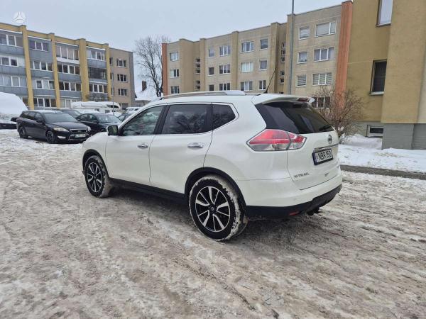 Balts Nissan X-Trail 2015 Tauragė, ar dzinēja tilpumu 1.60 L un nobraukumu 211 tūkst. km par 7700 €, foto 4 vietnē AUTOMOTO.COM.LV