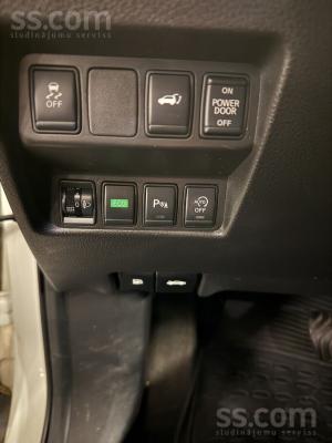 Balts Nissan X-Trail 2015 Rīga, ar dzinēja tilpumu 1.60 L un nobraukumu 174 tūkst. km par 6900 €, foto 9 vietnē AUTOMOTO.COM.LV