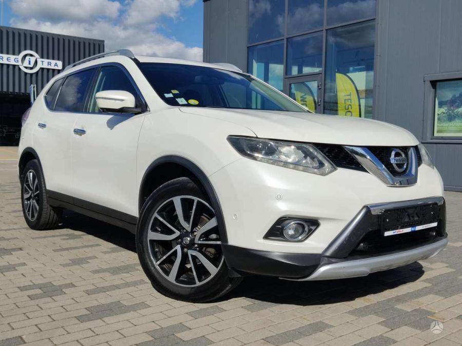 Balts Nissan X-Trail 2015 Šauļi, ar dzinēja tilpumu 1.60 L un nobraukumu 220 tūkst. km par 9200 €, foto 1 vietnē AUTOMOTO.COM.LV