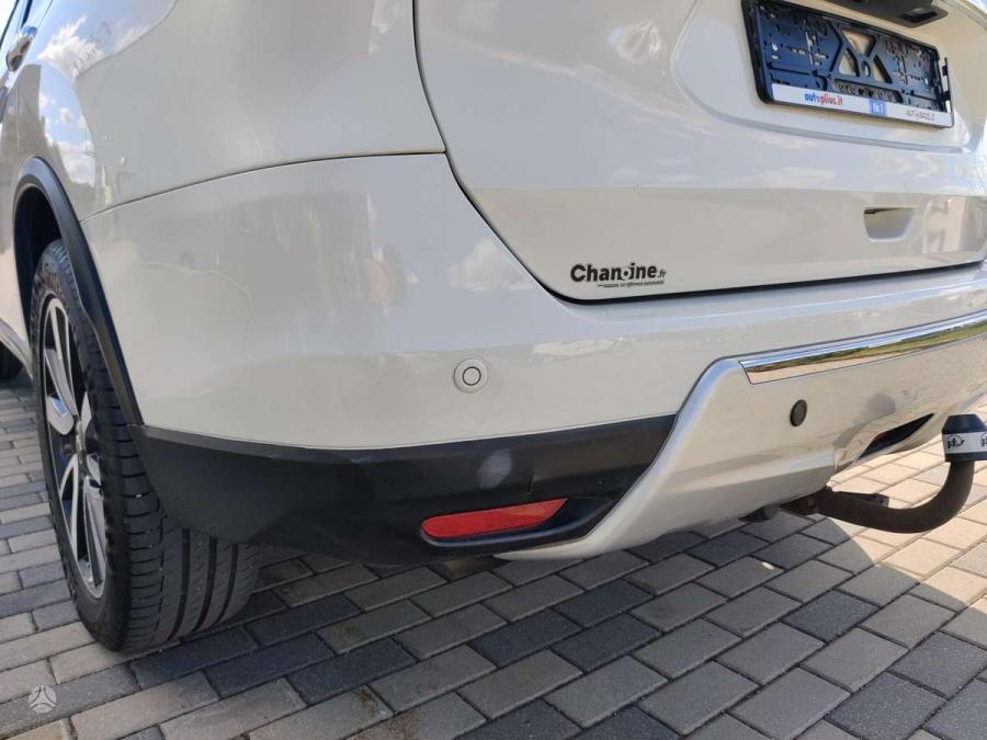 Balts Nissan X-Trail 2015 Šauļi, ar dzinēja tilpumu 1.60 L un nobraukumu 220 tūkst. km par 9200 €, foto 13 vietnē AUTOMOTO.COM.LV