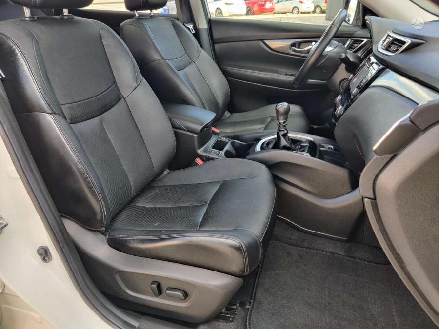 Balts Nissan X-Trail 2015 Šauļi, ar dzinēja tilpumu 1.60 L un nobraukumu 220 tūkst. km par 9200 €, foto 20 vietnē AUTOMOTO.COM.LV