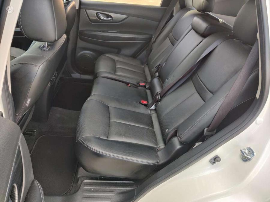 Balts Nissan X-Trail 2015 Šauļi, ar dzinēja tilpumu 1.60 L un nobraukumu 220 tūkst. km par 9200 €, foto 29 vietnē AUTOMOTO.COM.LV