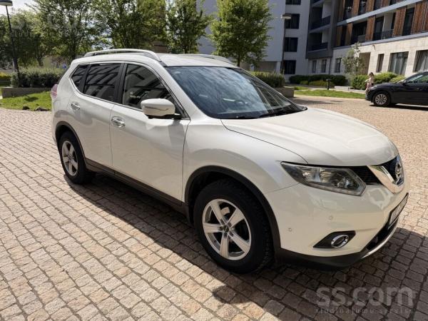 Balts Nissan X-Trail 2015 Rīga, ar dzinēja tilpumu 1.60 L un nobraukumu 176 tūkst. km par 7800 €, foto 3 vietnē AUTOMOTO.COM.LV