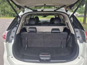 White Nissan X-Trail 2015 in Vilnius, with an engine capacity of 1.60 L and mileage of 232 thousand km for 10000 €, photo 13 on AUTOMOTO.COM.LV
