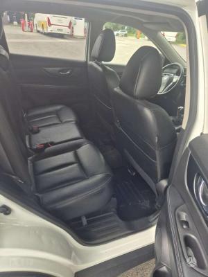 White Nissan X-Trail 2015 in Vilnius, with an engine capacity of 1.60 L and mileage of 232 thousand km for 10000 €, photo 15 on AUTOMOTO.COM.LV