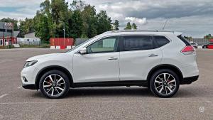 Balts Nissan X-Trail 2015 Viļņa, ar dzinēja tilpumu 1.60 L un nobraukumu 124 tūkst. km par 10300 €, foto 3 vietnē AUTOMOTO.COM.LV