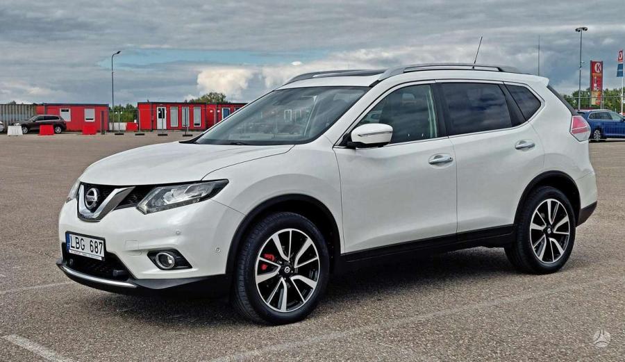 Balts Nissan X-Trail 2015 Viļņa, ar dzinēja tilpumu 1.60 L un nobraukumu 124 tūkst. km par 10300 €, foto 4 vietnē AUTOMOTO.COM.LV