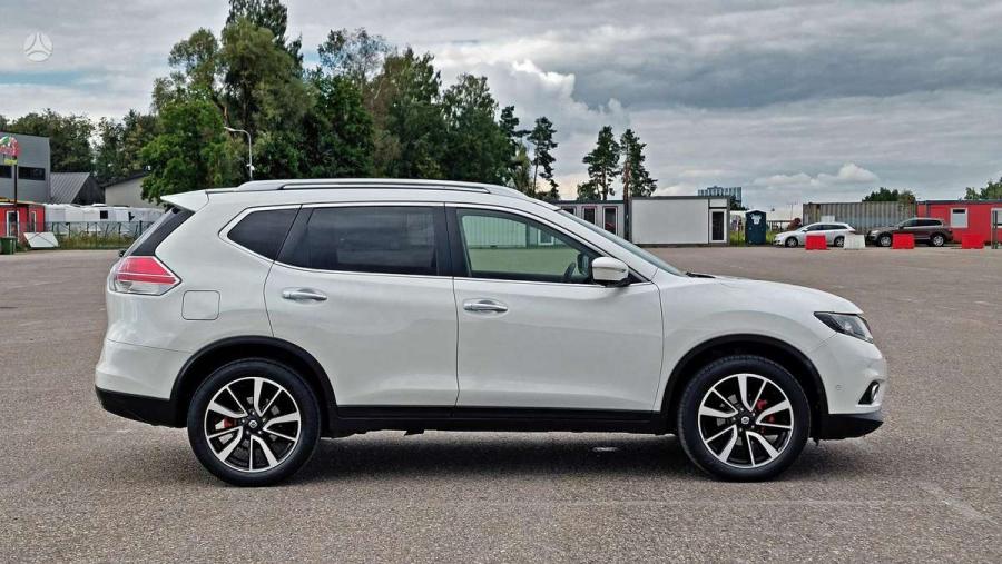 Balts Nissan X-Trail 2015 Viļņa, ar dzinēja tilpumu 1.60 L un nobraukumu 124 tūkst. km par 10300 €, foto 14 vietnē AUTOMOTO.COM.LV