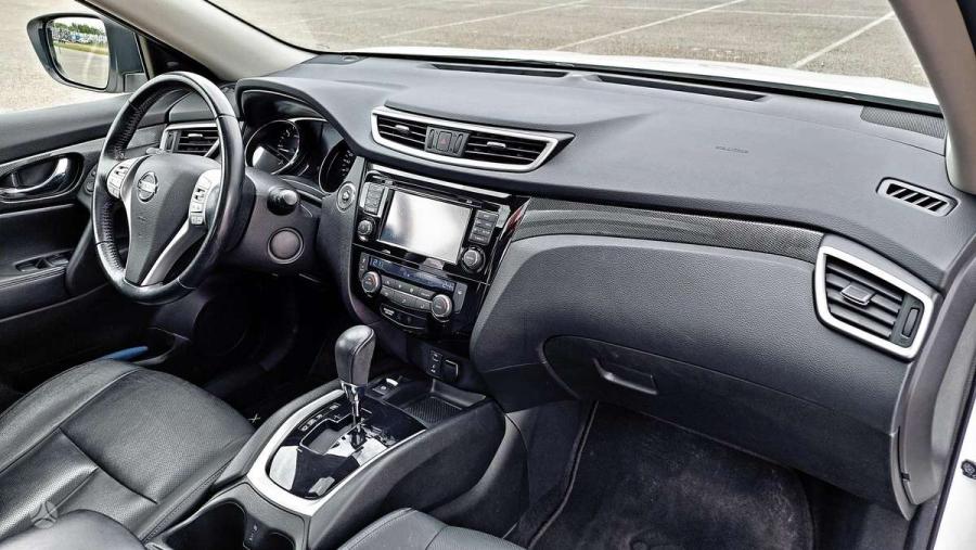 Balts Nissan X-Trail 2015 Viļņa, ar dzinēja tilpumu 1.60 L un nobraukumu 124 tūkst. km par 10300 €, foto 27 vietnē AUTOMOTO.COM.LV