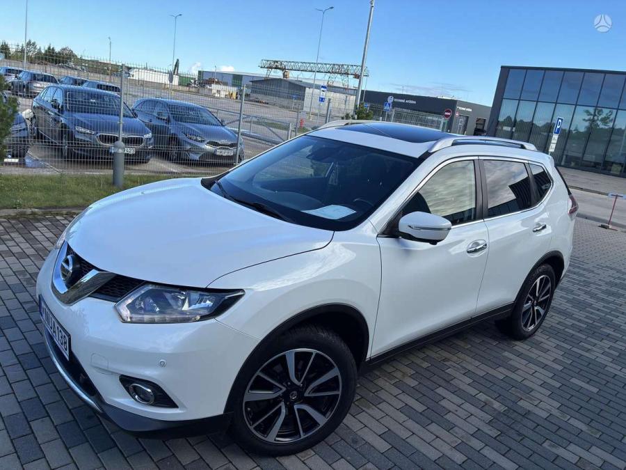 Balts Nissan X-Trail 2015 Šauļi, ar dzinēja tilpumu 1.60 L un nobraukumu 251 tūkst. km par 8500 €, foto 1 vietnē AUTOMOTO.COM.LV