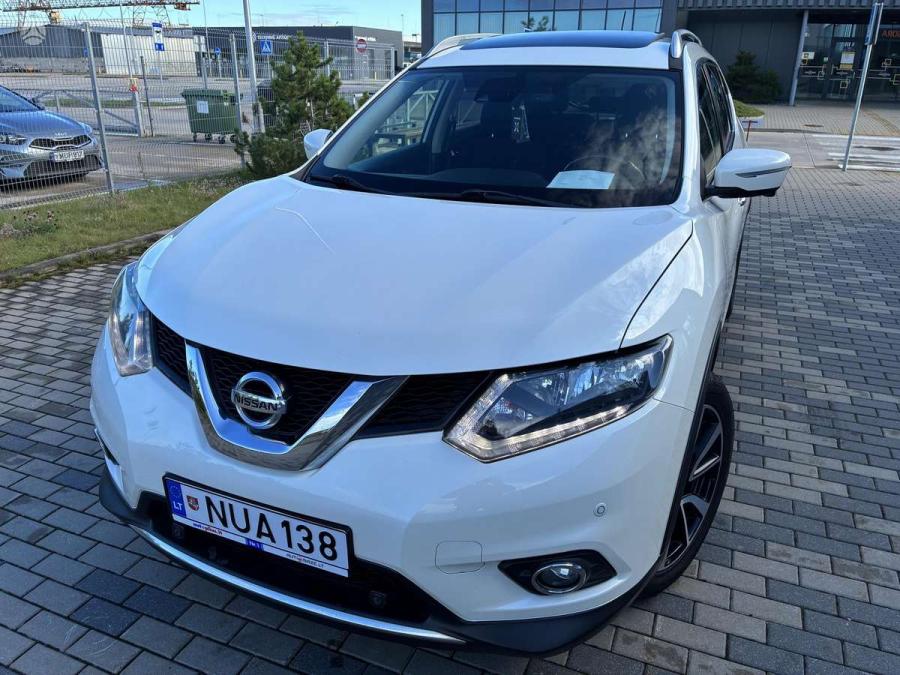 Balts Nissan X-Trail 2015 Šauļi, ar dzinēja tilpumu 1.60 L un nobraukumu 251 tūkst. km par 8500 €, foto 4 vietnē AUTOMOTO.COM.LV