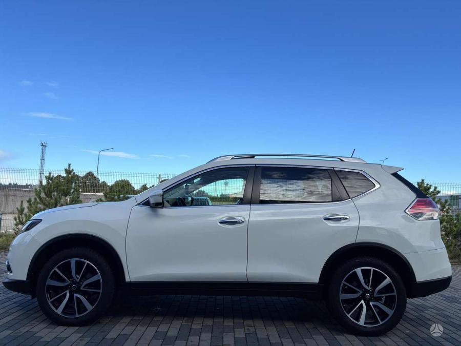Balts Nissan X-Trail 2015 Šauļi, ar dzinēja tilpumu 1.60 L un nobraukumu 251 tūkst. km par 8500 €, foto 5 vietnē AUTOMOTO.COM.LV