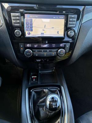 Balts Nissan X-Trail 2015 Šauļi, ar dzinēja tilpumu 1.60 L un nobraukumu 251 tūkst. km par 8500 €, foto 24 vietnē AUTOMOTO.COM.LV