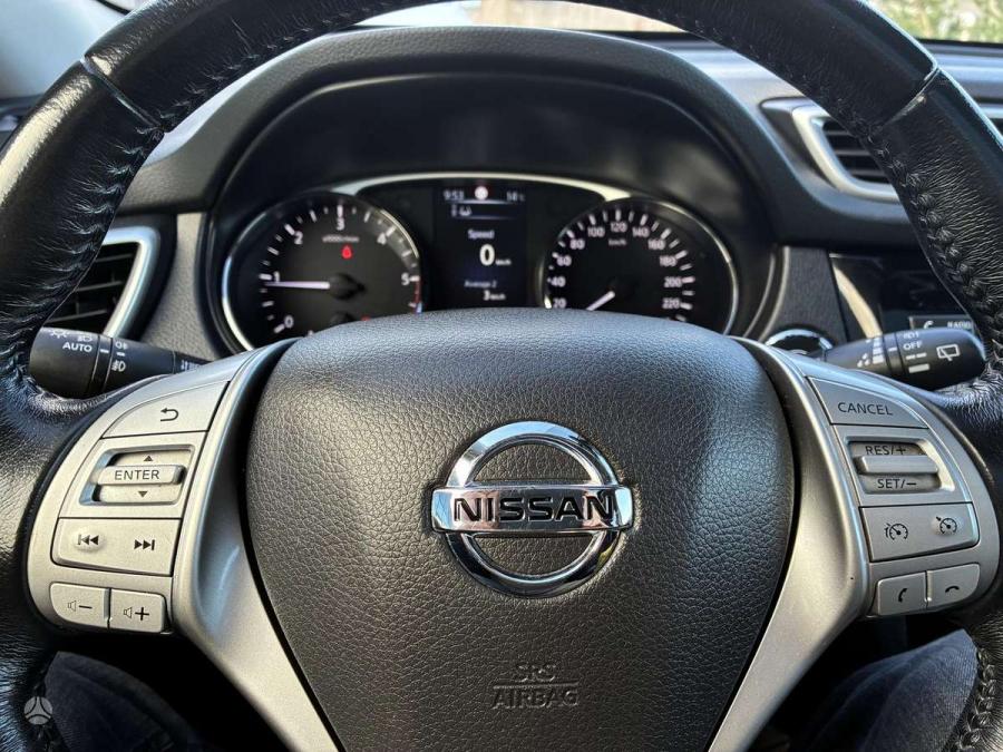 Balts Nissan X-Trail 2015 Šauļi, ar dzinēja tilpumu 1.60 L un nobraukumu 251 tūkst. km par 8500 €, foto 26 vietnē AUTOMOTO.COM.LV