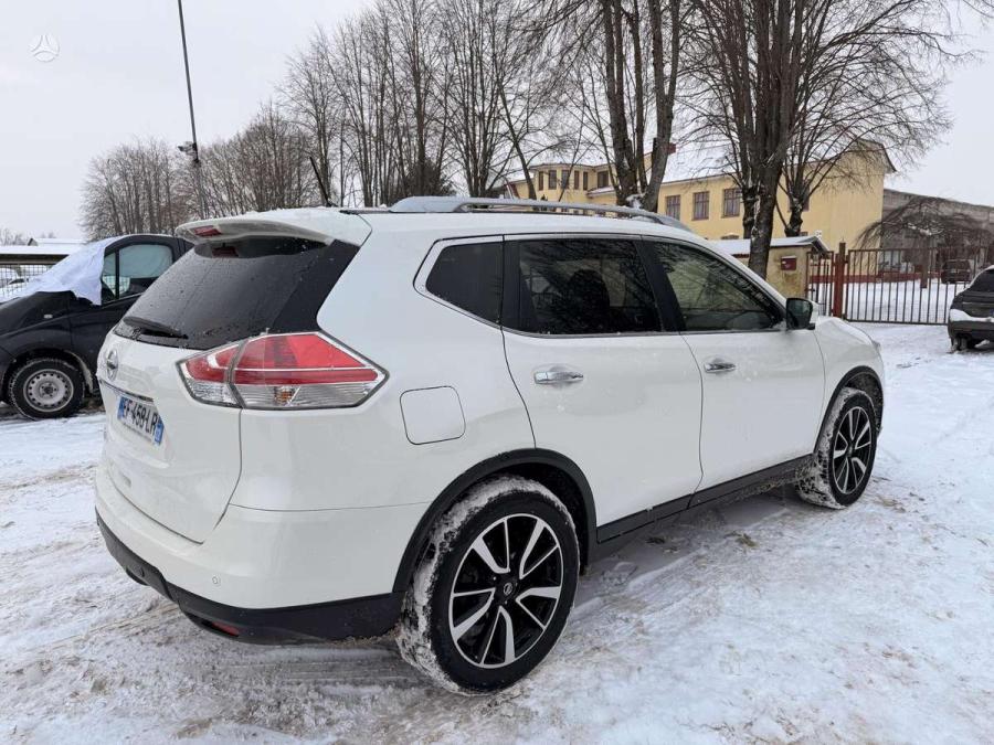Balts Nissan X-Trail 2016 Tauragė, ar dzinēja tilpumu 1.60 L un nobraukumu 165 tūkst. km par 9400 €, foto 5 vietnē AUTOMOTO.COM.LV