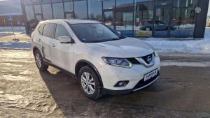 White Nissan X-Trail 2016 in Siauliai, with an engine capacity of 1.60 L and mileage of 230 thousand km for 9900 €, photo  on AUTOMOTO.COM.LV