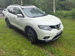 Белый Ниссан ИксТрейл 2016 в Вильнюс, объемом двигателя 1.60 л и пробегом 300 тыс. км за 4999 €, фото 4 на AUTOMOTO.COM.LV