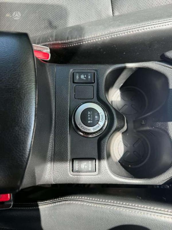 Balts Nissan X-Trail 2016 Kazlų Rūda, ar dzinēja tilpumu 1.60 L un nobraukumu 228 tūkst. km par 3545 €, foto 4 vietnē AUTOMOTO.COM.LV