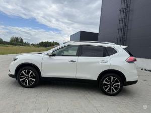 Balts Nissan X-Trail 2016 Šauļi, ar dzinēja tilpumu 1.60 L un nobraukumu 135 tūkst. km par 8900 €, foto 9 vietnē AUTOMOTO.COM.LV