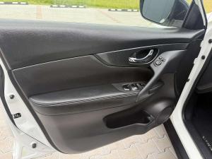 Balts Nissan X-Trail 2016 Šauļi, ar dzinēja tilpumu 1.60 L un nobraukumu 135 tūkst. km par 8900 €, foto 15 vietnē AUTOMOTO.COM.LV