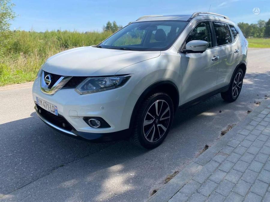 Balts Nissan X-Trail 2016 Tauragė, ar dzinēja tilpumu 1.60 L un nobraukumu 196 tūkst. km par 8800 €, foto 4 vietnē AUTOMOTO.COM.LV