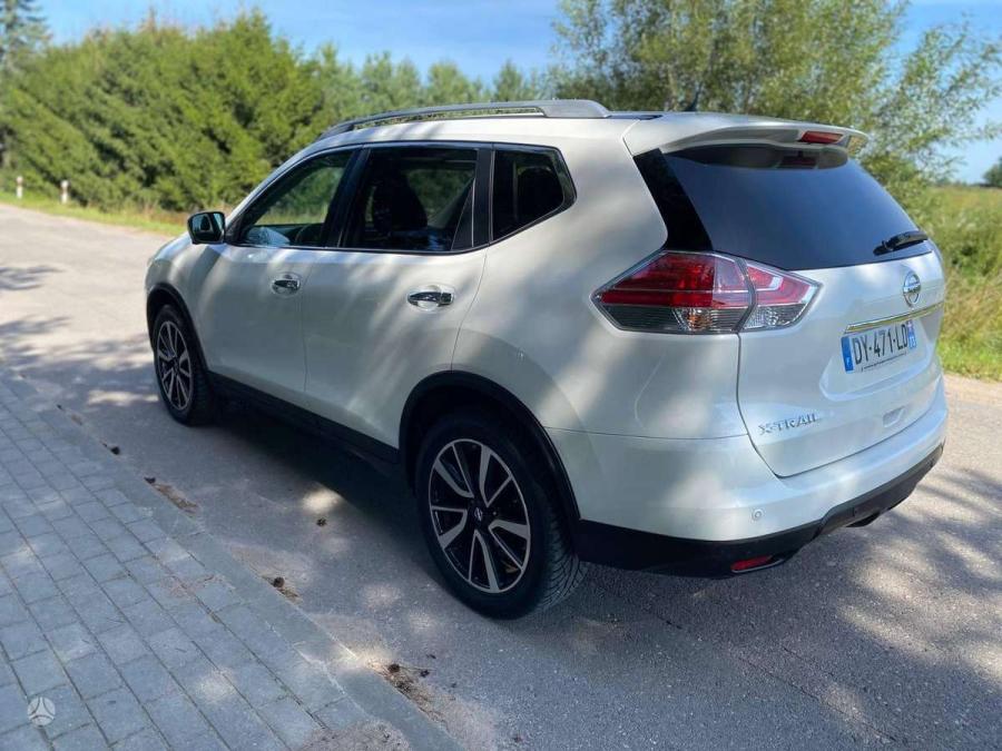 Balts Nissan X-Trail 2016 Tauragė, ar dzinēja tilpumu 1.60 L un nobraukumu 196 tūkst. km par 8800 €, foto 5 vietnē AUTOMOTO.COM.LV