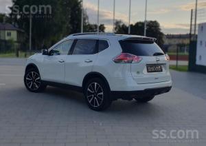 White Nissan X-Trail 2016 in Riga, with an engine capacity of 1.60 L and mileage of 224 thousand km for 9150 €, photo 3 on AUTOMOTO.COM.LV