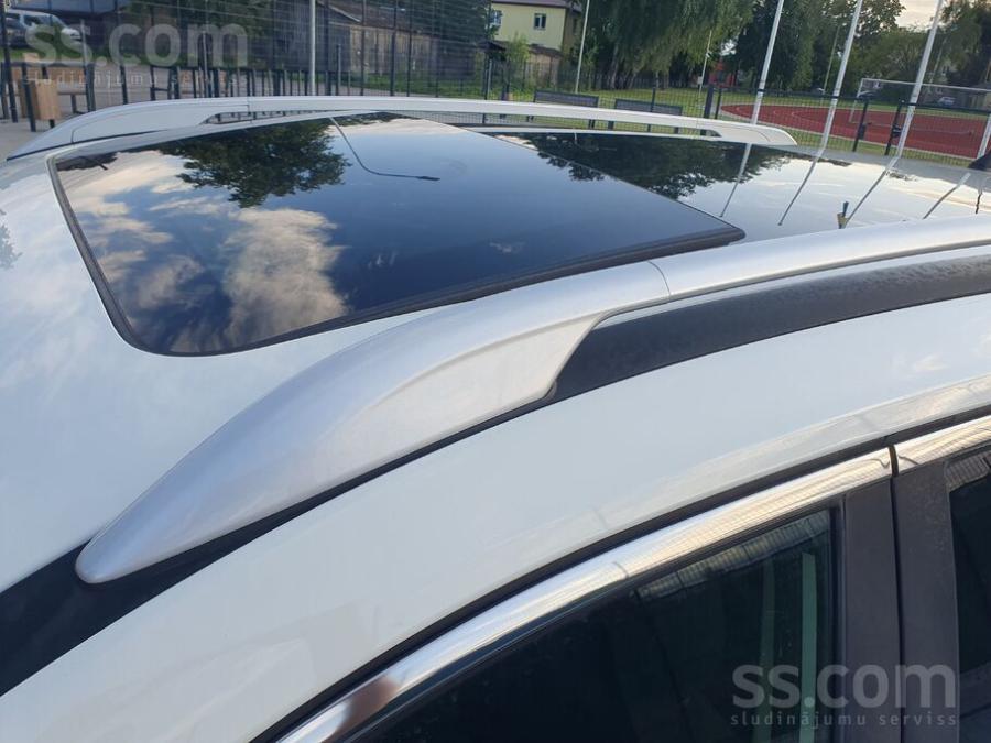 White Nissan X-Trail 2016 in Riga, with an engine capacity of 1.60 L and mileage of 224 thousand km for 9150 €, photo 8 on AUTOMOTO.COM.LV
