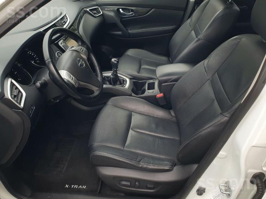 White Nissan X-Trail 2016 in Riga, with an engine capacity of 1.60 L and mileage of 224 thousand km for 9150 €, photo 10 on AUTOMOTO.COM.LV