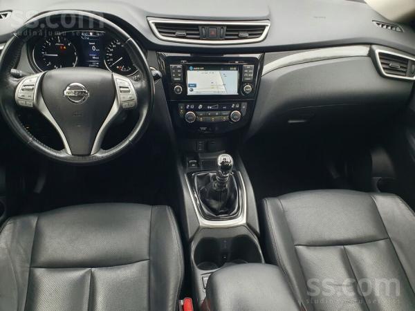 White Nissan X-Trail 2016 in Riga, with an engine capacity of 1.60 L and mileage of 224 thousand km for 9150 €, photo 10 on AUTOMOTO.COM.LV