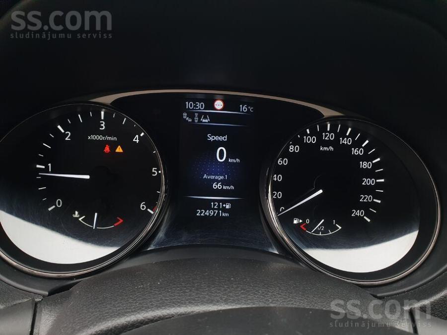 White Nissan X-Trail 2016 in Riga, with an engine capacity of 1.60 L and mileage of 224 thousand km for 9150 €, photo 20 on AUTOMOTO.COM.LV