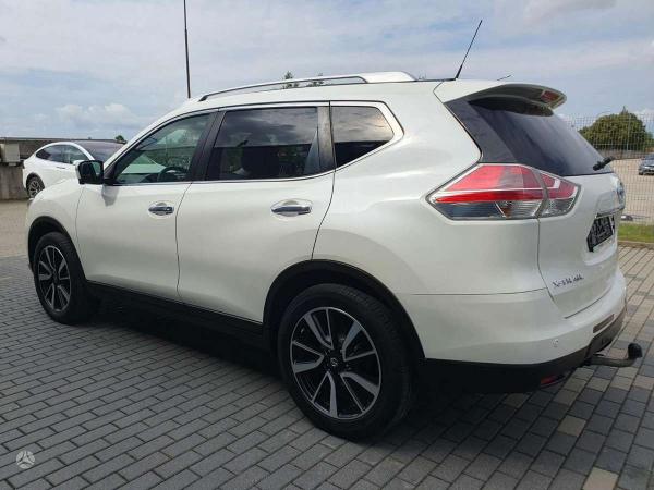 Balts Nissan X-Trail 2016 Šauļi, ar dzinēja tilpumu 1.60 L un nobraukumu 235 tūkst. km par 9599 €, foto 6 vietnē AUTOMOTO.COM.LV