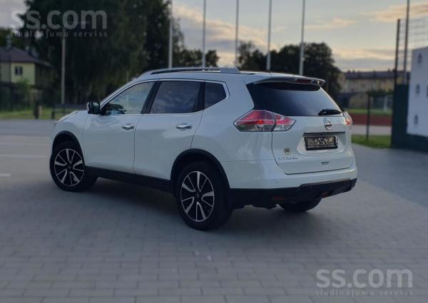 Balts Nissan X-Trail 2016 Rīga, ar dzinēja tilpumu 1.60 L un nobraukumu 224 tūkst. km par 9200 €, foto 3 vietnē AUTOMOTO.COM.LV